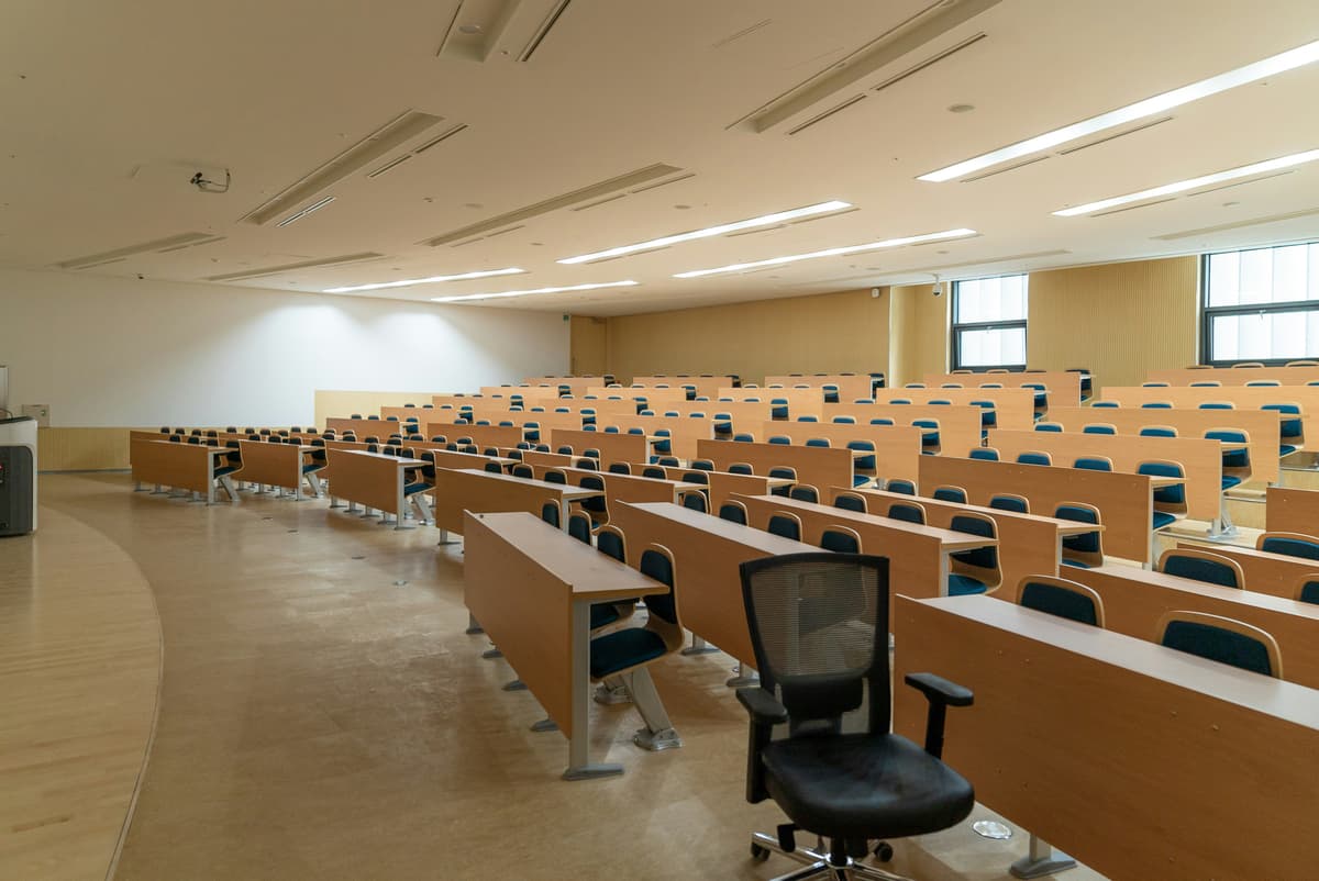 Connecting Guest Lecturers to Universities - OpenLecture